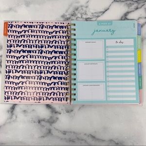 Eccolo | Office | 220 Weekly Planner Coco Chanel Quote | Poshmark